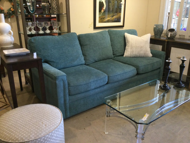 Sherrill Sofa – Great Finds & Design